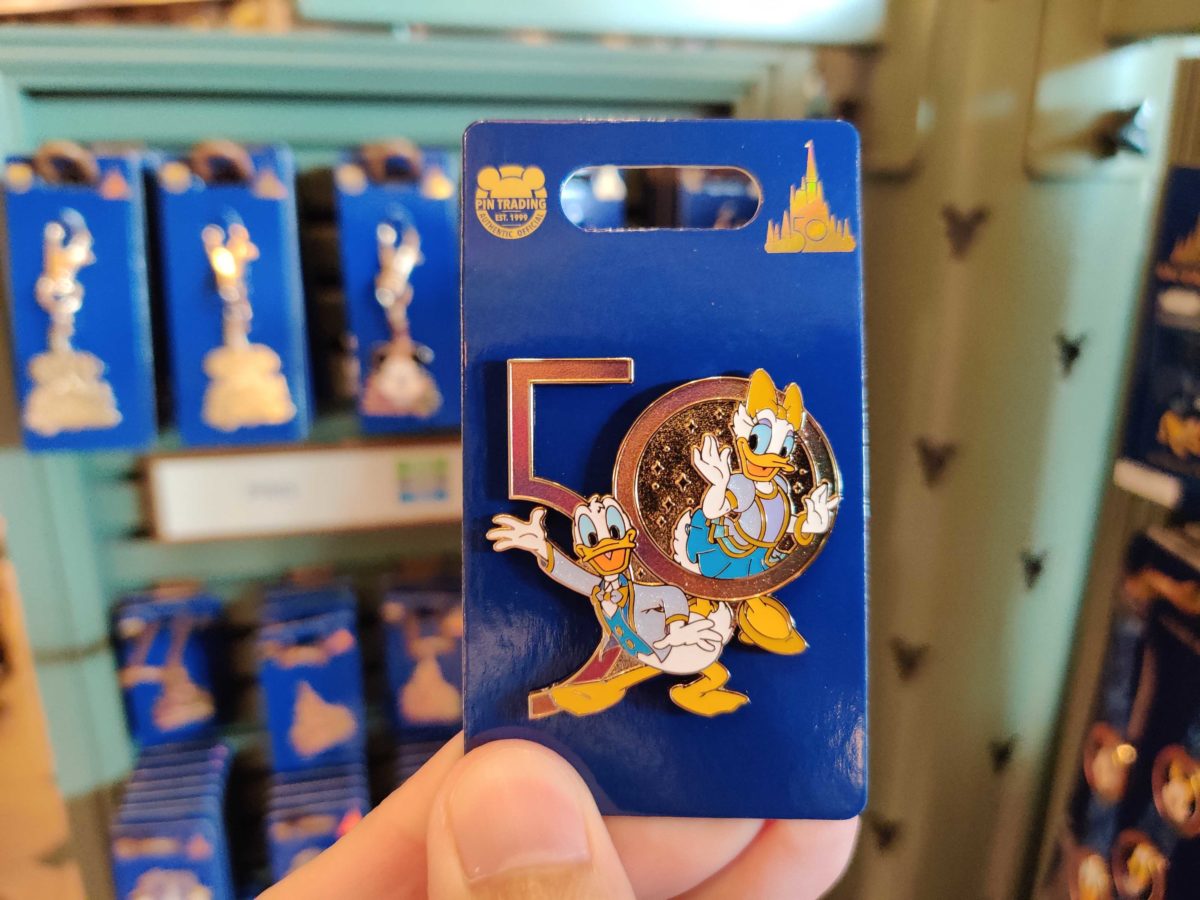 50th Celebration Donald & Daisy Pin – Magical Travels by Amy